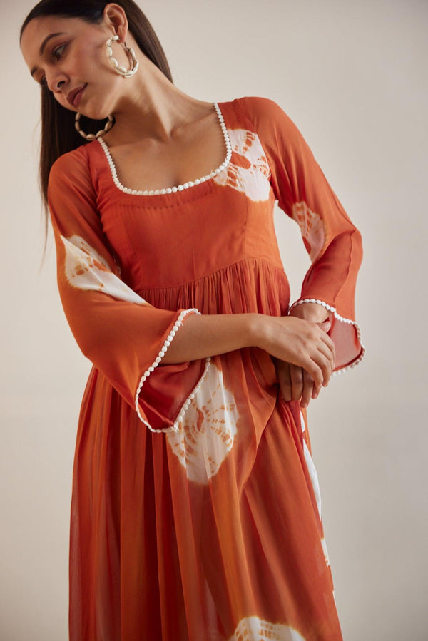 Mari-gold-around – House Of Dorii