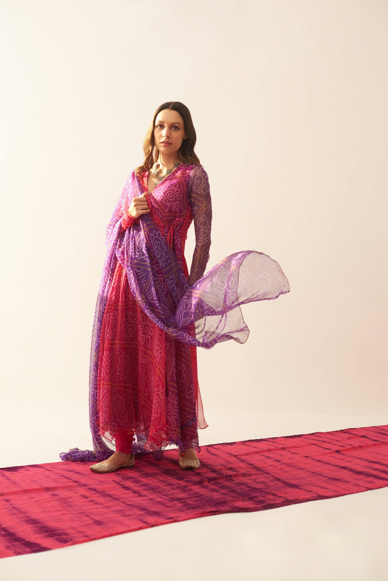 Sunhari Voilet – House Of Dorii